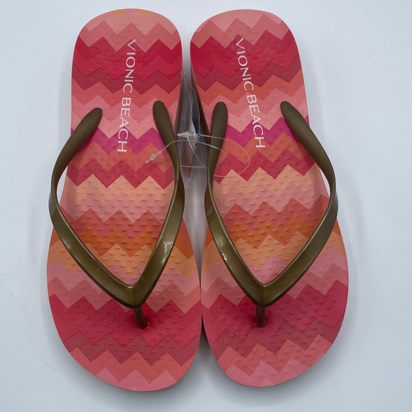 Vionic | Shoes | New Vionic Noosa Beach Flipflop Pink Chevron | Poshmark